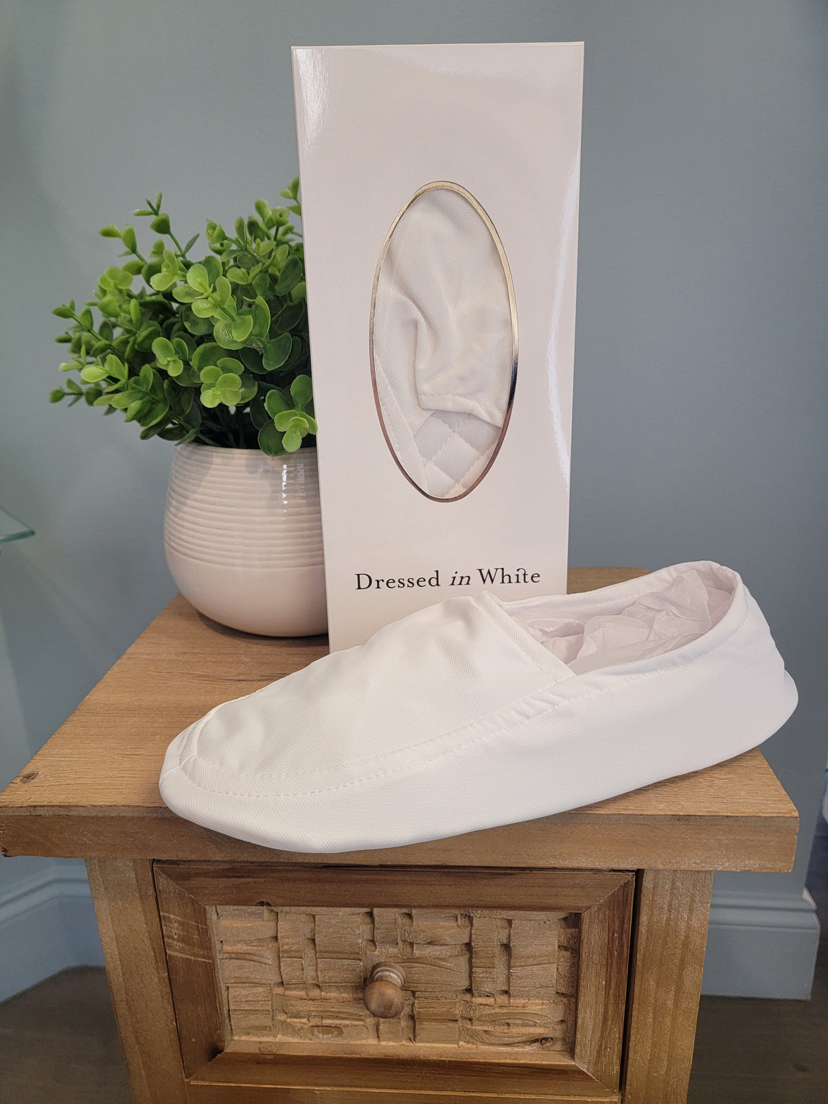 Padded Satin Slipper LDS Temple Shoe – Dressed in White