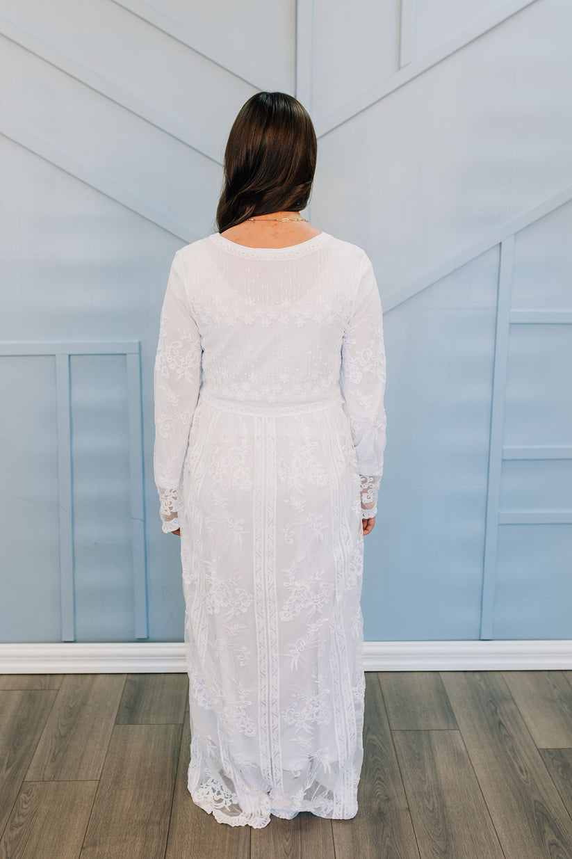 Grace Dress – Dressed in White